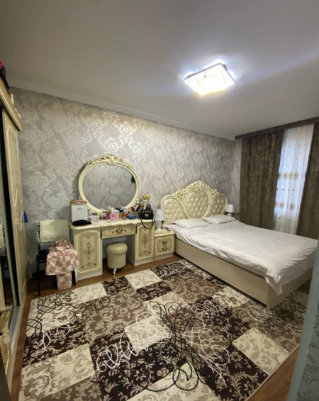 .Продам 2комнатную 58м2 в Янгичоштепа Разделный евроремонт с балконом.