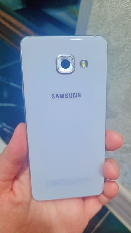 Samsung A 3...2016