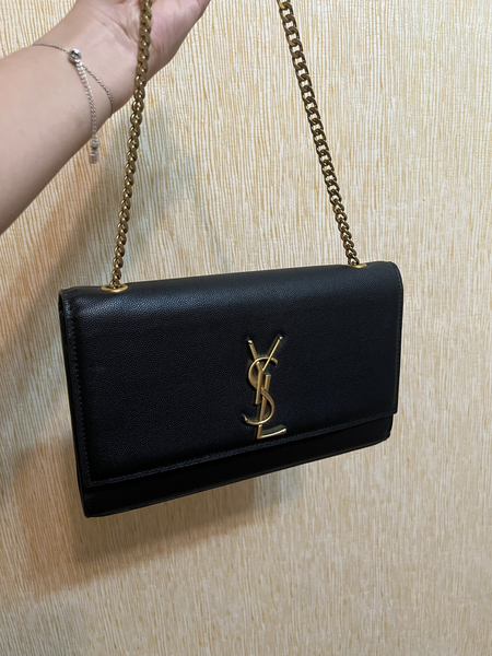 Сумка Yves Saint Laurent (Ив Сен-Лоран)