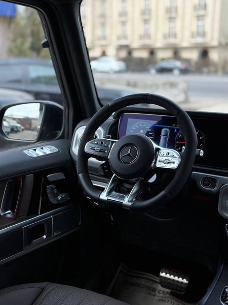 Mercedes Benz G55 AMG