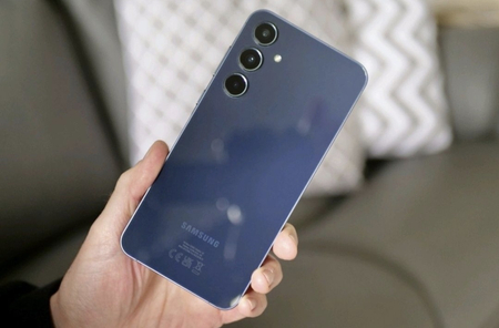 Samsung A55 ideal holatda