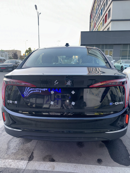 Hongqi EQM5 2024 restyling