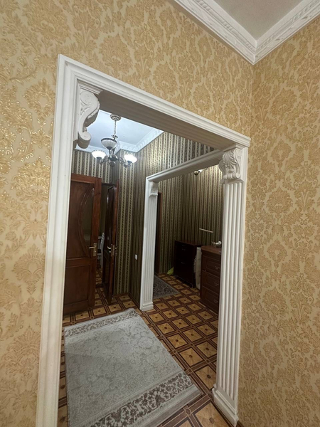 Сдается 1в2 х комнатная Метро Ойбек коммунальные оплата внутри