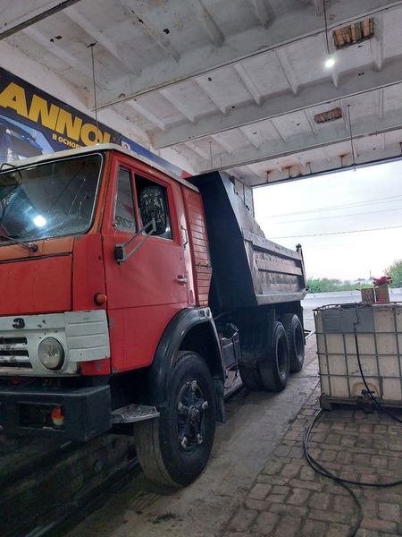 Kamaz samosval ishlatishga tayyor