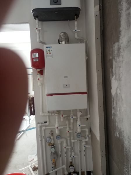 Remot santexnika .katol ustanovka radiyator topliol