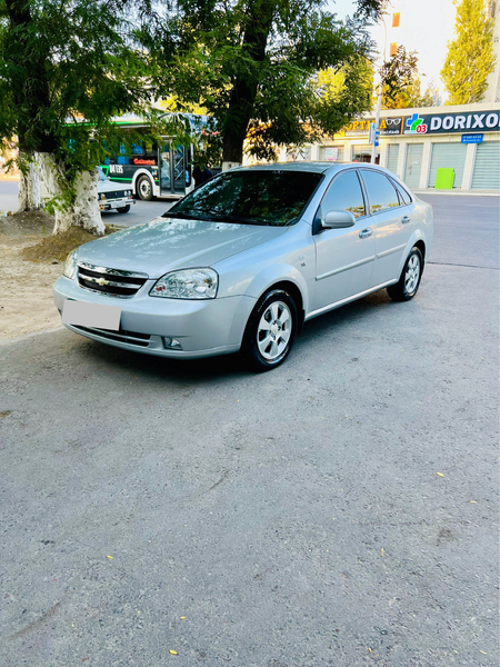 Lacetti-2011г. 2-поз. Не битая не крашеная своя машина