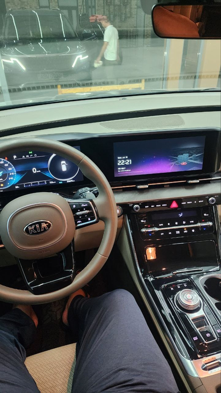 Kia karnival Sotiladi