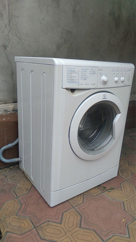 Indesit стиральная машина в хорошем состоянии