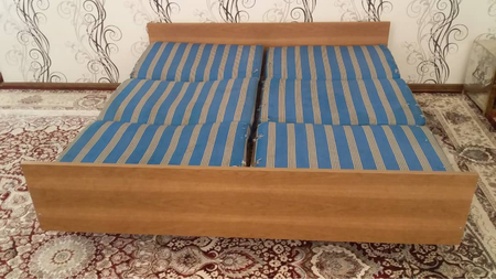Двух спальная кровать