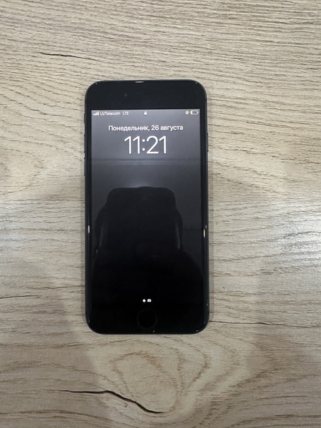 Iphone 8 ideal  100%