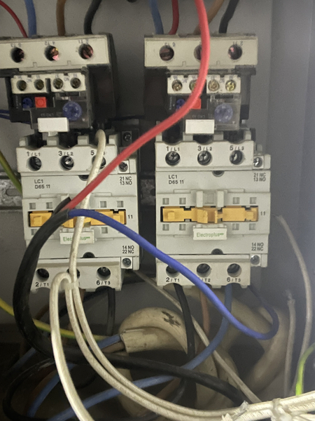 Elektrtomantaj elektr xizmati