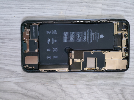 IPhone 7 plus, 128gb qora Srochno sotiladi.