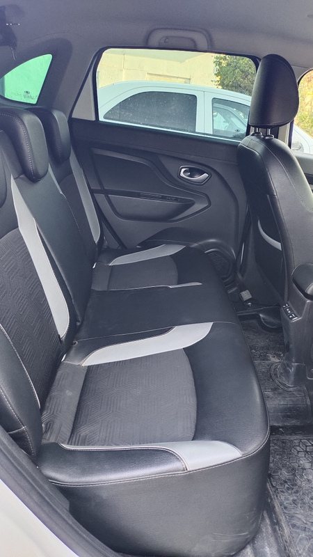 Lada XRAY CROSS 2019