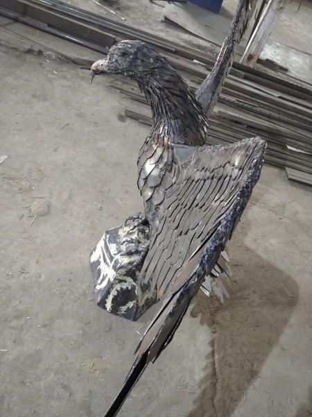 Dizayn barelef beton metal