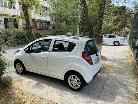 Спарк своя машина, автомат, пробег 17 тыс. км