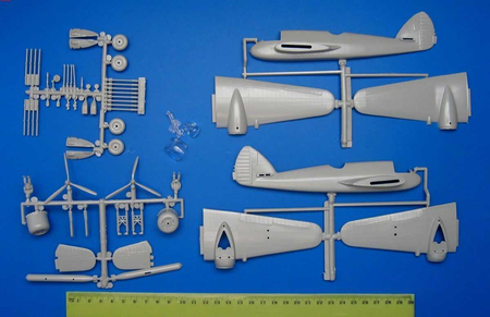 Сборная модель самолета Б-17 «Летающая крепость» (Академи 1:72)