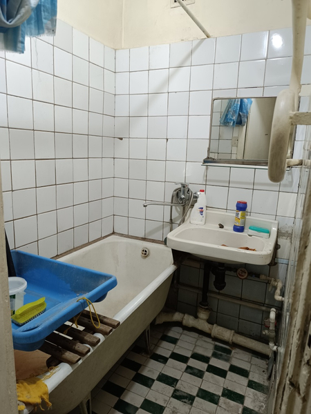 Учтепа 25 3/4/5 Кирпич 70 м² Срочно