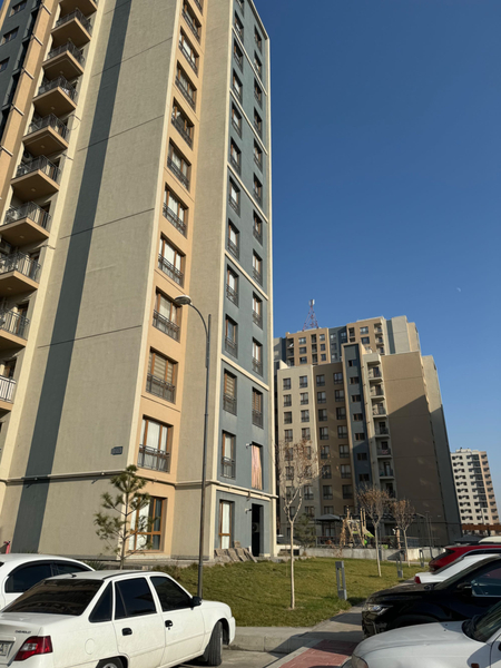 Продаю НОВУЮ 2-х комнатную кв (64 м2)  в Олмазор сити