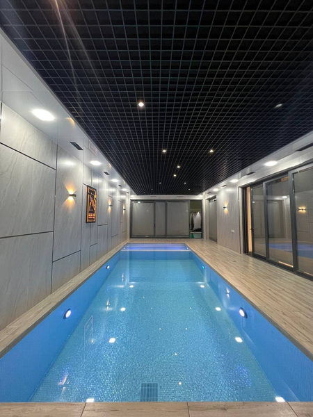 Super skitka Abu Dabi super house