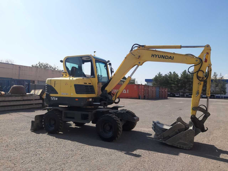 Экскаватор колесный HYUNDAI 55W