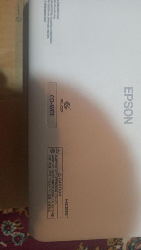 Проектор EPSON CO-WO1