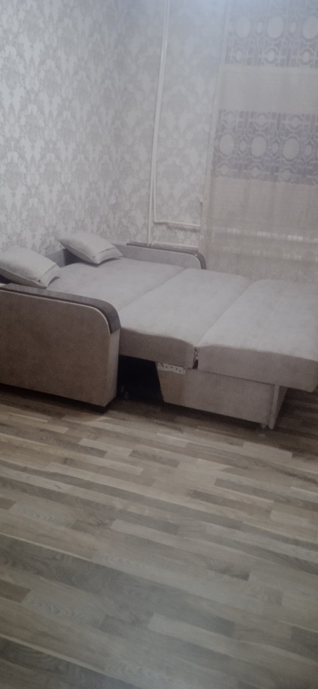 Яшнабод Авиасозлар кадешва бозори олдида