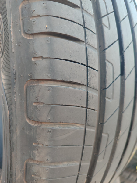 215/55r17 balon sotiladi