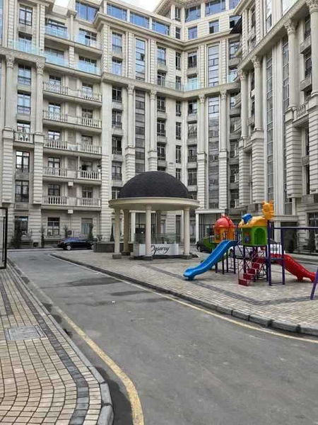 Срочно жилой комплекс Oq Saroy Urban stroy 4-х ком. сквозная 122м2 !