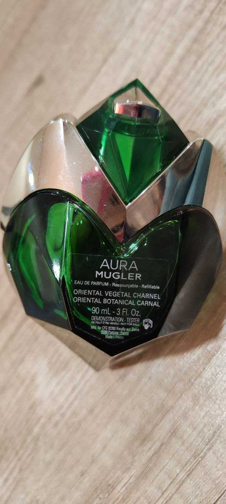 Продам парфюм Aura Mugler
