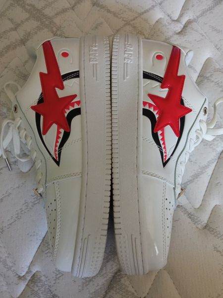 A Bathing Ape Bapesta Low White Shark