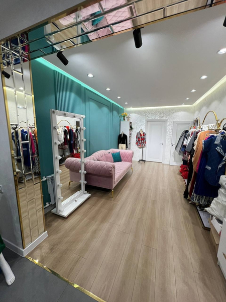 Продаётся офис 160м2 17 квартал/ Парламент