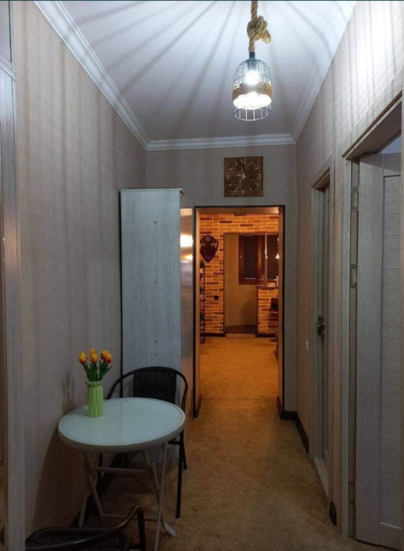 Квартира 1в2/2/4,в километре от Первушки в сторону Узбума.