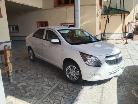 Cobalt 2024 yil. Автомат. Оқ ранг. 0 пробег.