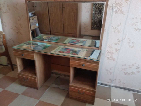 Спальный гарнитур