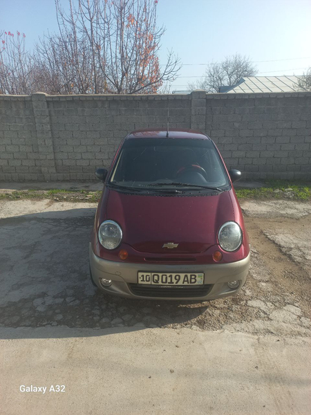 Moshina srochna sotiladi.