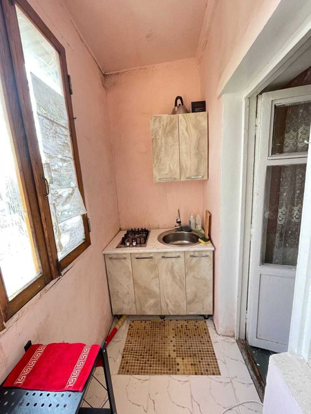 Chilonzor 1 xonali metro Mirzo Ulugbek Rayxon Gisht (146061)