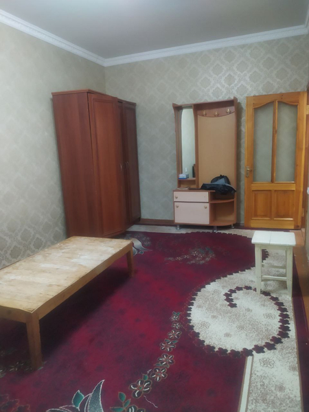 Юнусобод 11кв 1/1/4 Сотилади