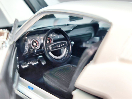 Ford Mustang железная машинка масштабная модель - Доставка