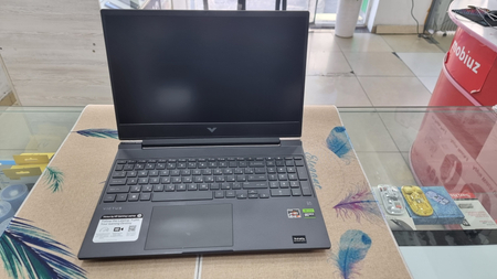 HP Victus ryzen 5 7535HS/DDR5 8GB/512GB SSD/RTX 2050 4GB