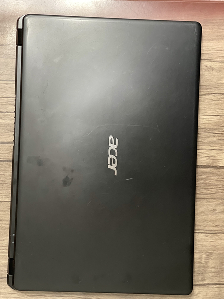 Noutbok 1 TRB Acer