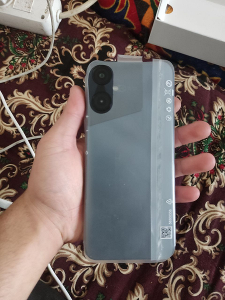 Tecno pova 3 neo 7000 mah