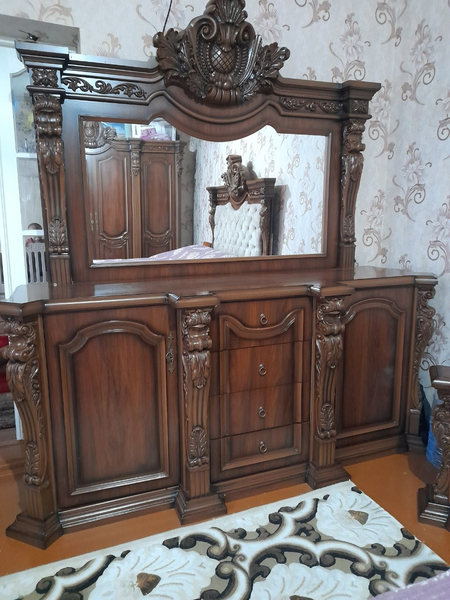 Mebel spalni srochni sotilad