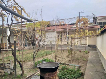 Зудлик билан Учтепа тумани Сакокийда Участка сотилади 5,4 сотих 6-хона