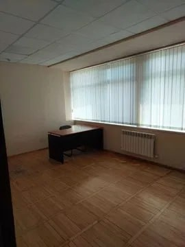 20м² 40м² метро Хамида Олимжана 5й этаж кабинеты под офис