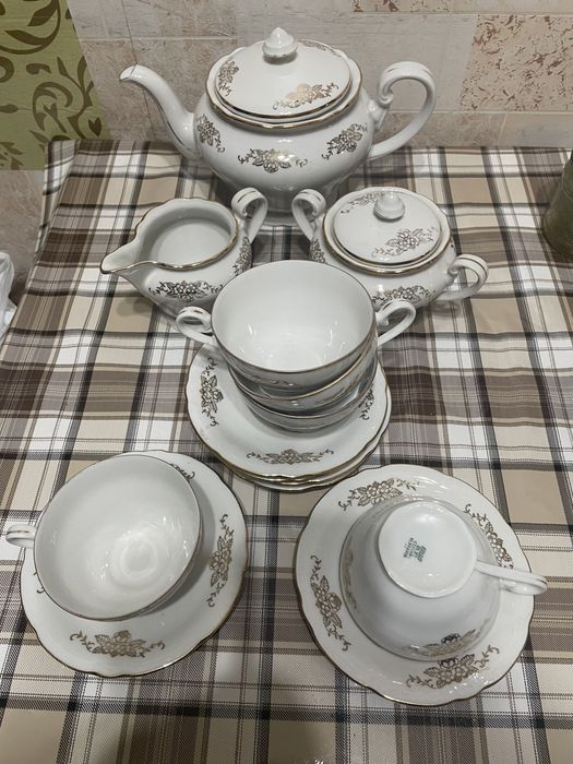 Продается чехословацкий чайный сервиз