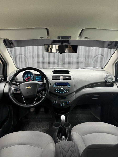 Продам идеальная Chevrolet Spark
