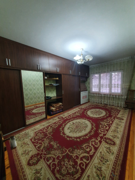 Qoraqamish Tansiqboyev 3. 1-etaj 3 xona. Ibodatli oilaga faqat