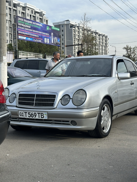 Mercedes benz w210 srochna