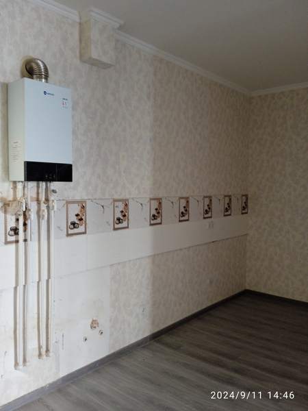 Продажа Яшнобод 1ком.1/2.этаж  40.кв.м