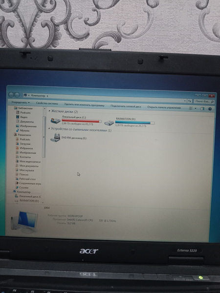 Kamputer aser notebook